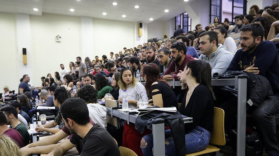 Τι αλλάζει στα Πανεπιστήμια: Όριο φοίτησης, βάση εισαγωγής και ...