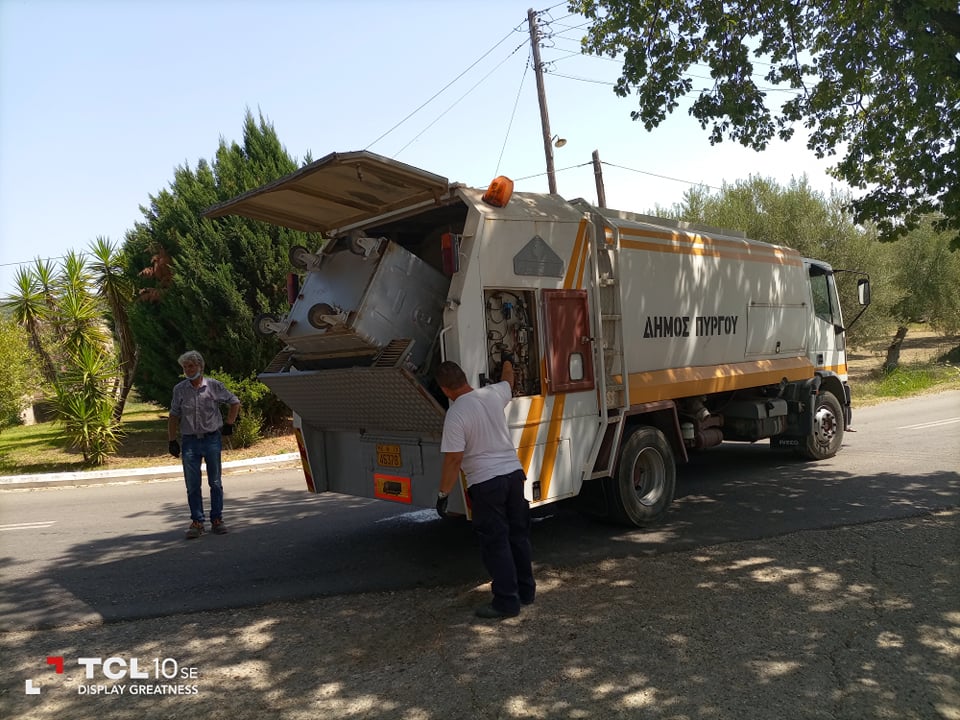 ΔΗΜΟΣ ΠΥΡΓΟΥ: Απολυμαίνονται κάδοι και φρεάτια