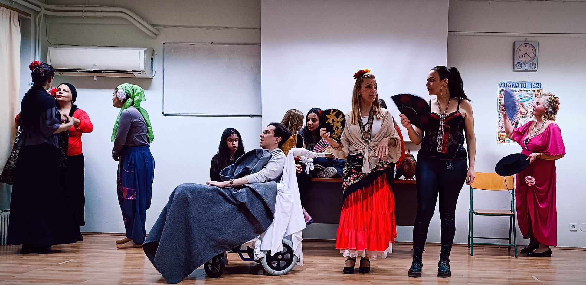 Τα «Θεϊκά Λόγια»: Μια θεατρική μελέτη στην υποκρισία και την ηθική